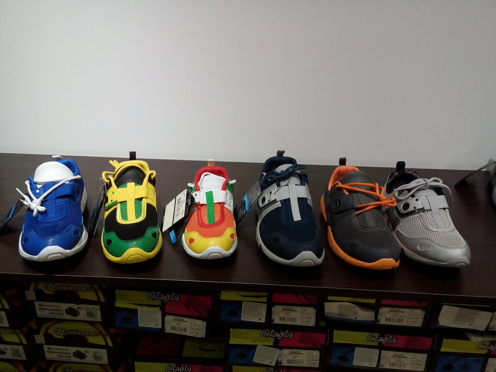 Ayakkabı mağazaları Glagla, Saint‑Petersburg, foto