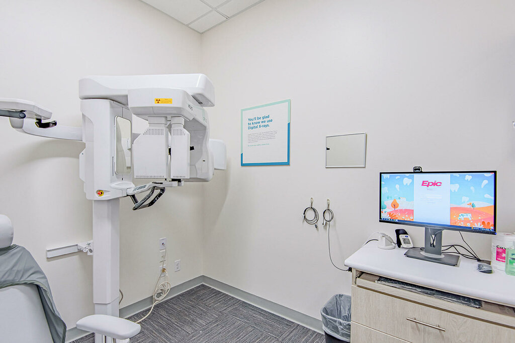 Özel ağız ve diş sağlığı klinikleri ve muayenehaneleri Mira Mesa Smiles Dentistry, Kaliforniya Eyaleti, foto