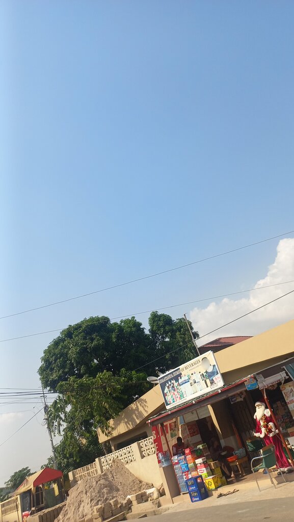 Su satışı Home of Beverage, Akra, foto