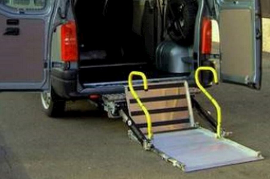 Engellilere yönelik ekipmanlar ve rehabilitasyon ürünleri Carlift Service Cz, S. R. O., Brno, foto