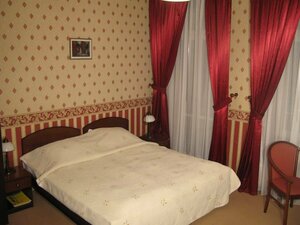 Pańska Góra (Silesian Voivodeship, Jaworzno, ulica Krakowska, 1), otel  Jaworzno'dan
