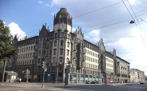 Izmailovskaya Library (Izmaylovskiy Avenue No:18), kütüphaneler  Saint‑Petersburg'dan