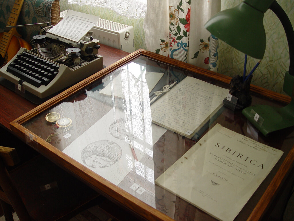 Müzeler ve sanat galerileri Краеведческий музей имени П.С. Бахлыкова, Hantı‑Mansi Özerk Okrugu, foto