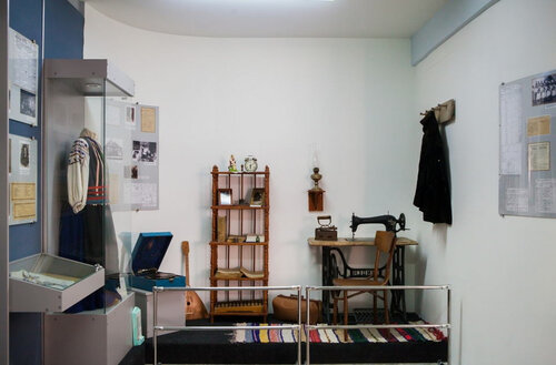 Müzeler ve sanat galerileri Yakovlevsky istoriko-krayevedchesky muzey, Stroitel, foto