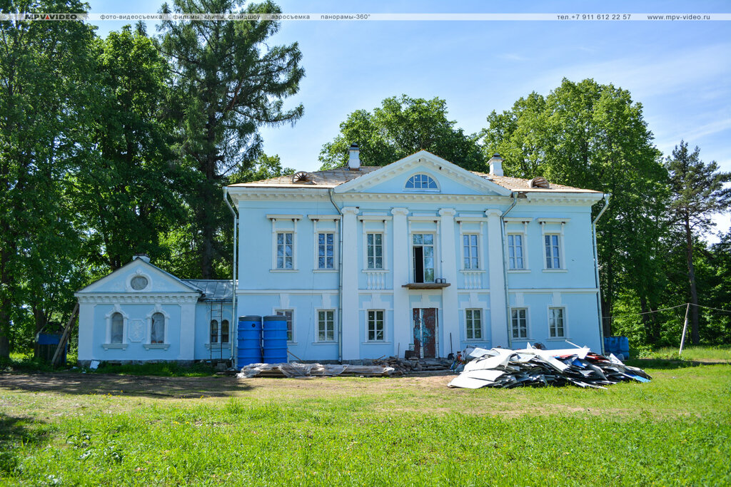 Turistik yerler Усадьба Татищева, Novgorodskaya oblastı, foto