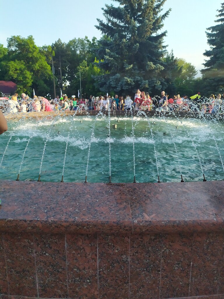 Çeşme Fountain, Melitopol, foto