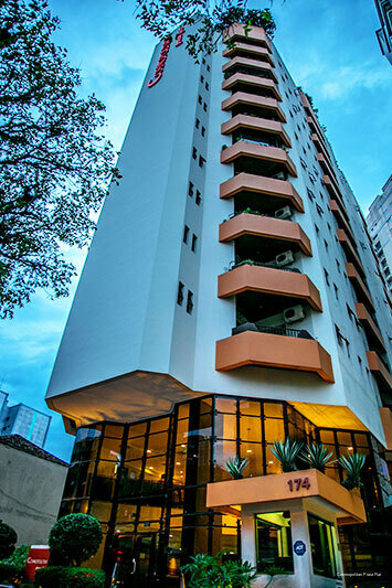 Otel Cosmopolitan Praia Flat, Santos, foto