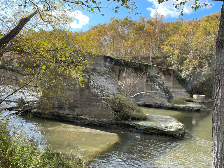 Turistik yerler Японская дамба, Sahalin Bölgesi, foto