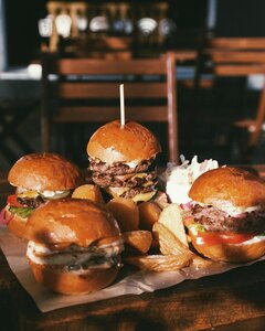 Choppers (Invertornaya street No:37/1), fast food  Orenburg'dan