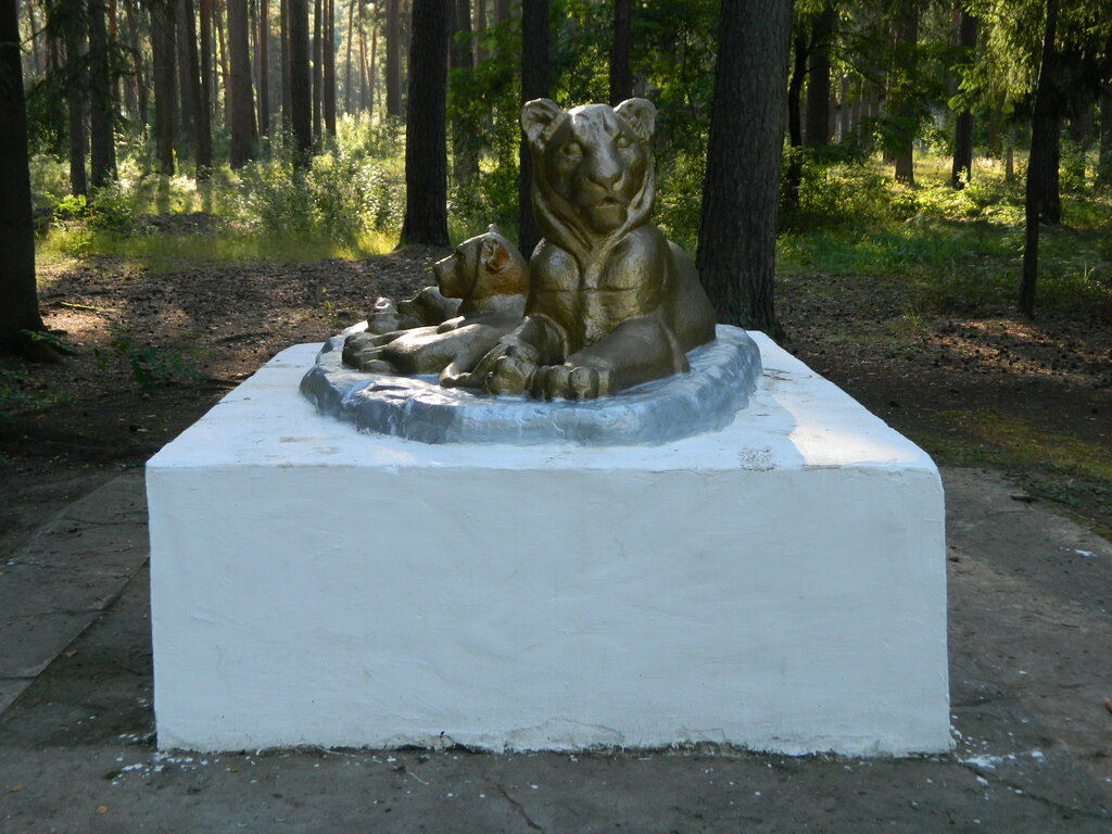 Anıt, heykel Памятник, Brianskaya oblastı, foto