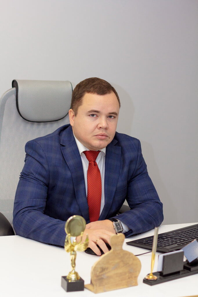 Avukatlar Advokat Kustikov M. G., Çeliabinsk, foto