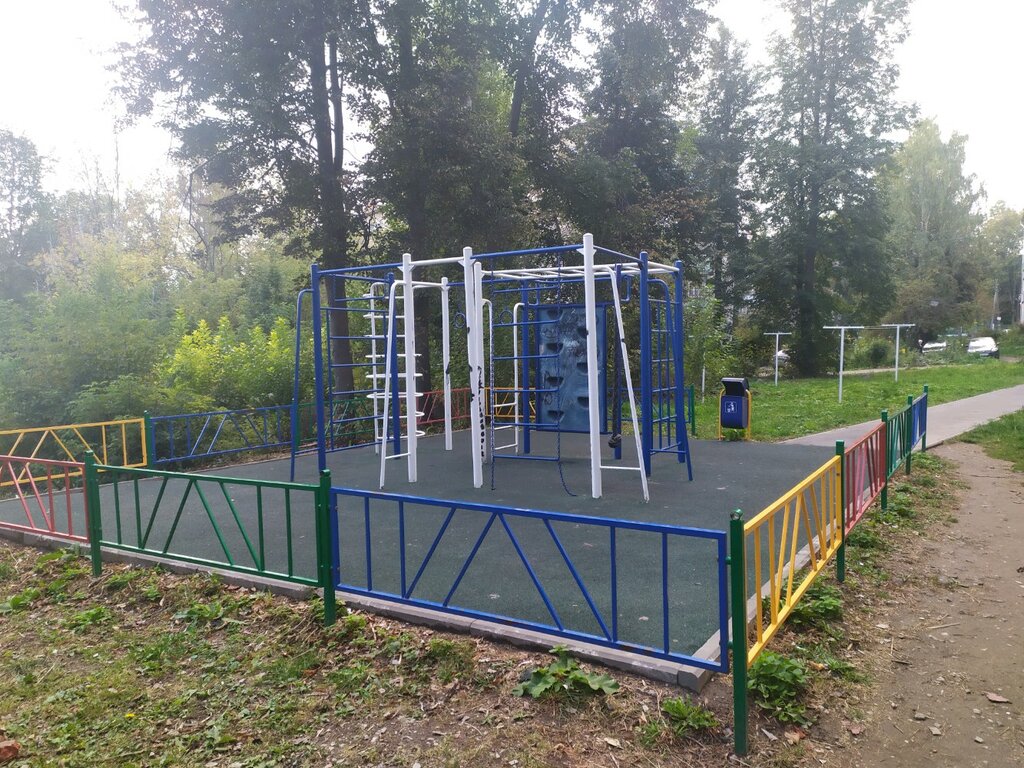 Spor alanı Спортивная площадка, Tula, foto