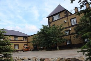 Blagodat (ulitsa Chkalova No:28А, posyolok Uvelskiy), otel  Çeliabinskaya oblastından