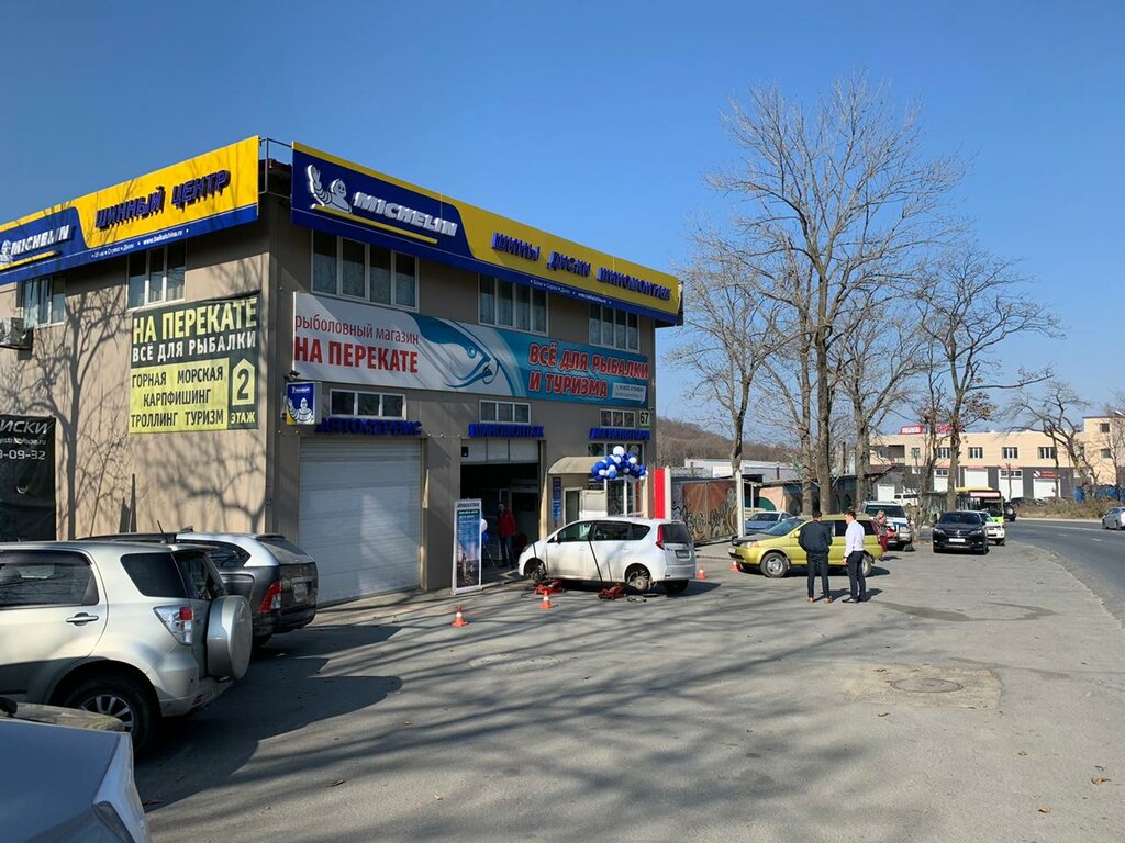 Jant ve lastikçiler Michelin, Shinapoint, Vladivostok, foto