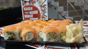 Sensei Sushi (strada Onisifor Ghibu No:7/2, Chisinau), suşi restoranı  Kişinev'den