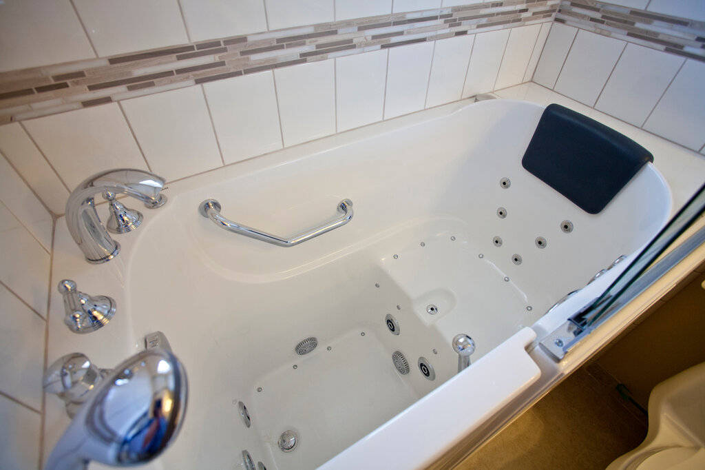 Hamam ve sauna inşaatı American Tubs, Kaliforniya Eyaleti, foto