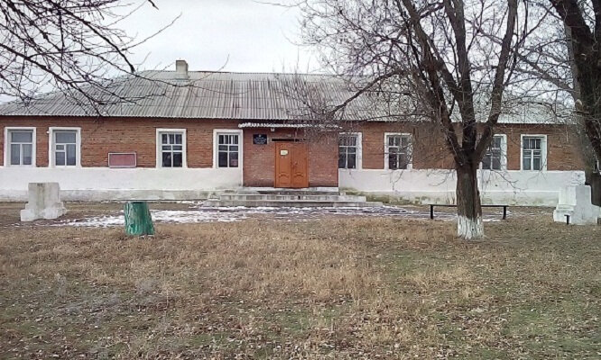 Kütüphaneler Центральная библиотека Авиловского Сельского Поселения, Rostovskaya oblastı, foto