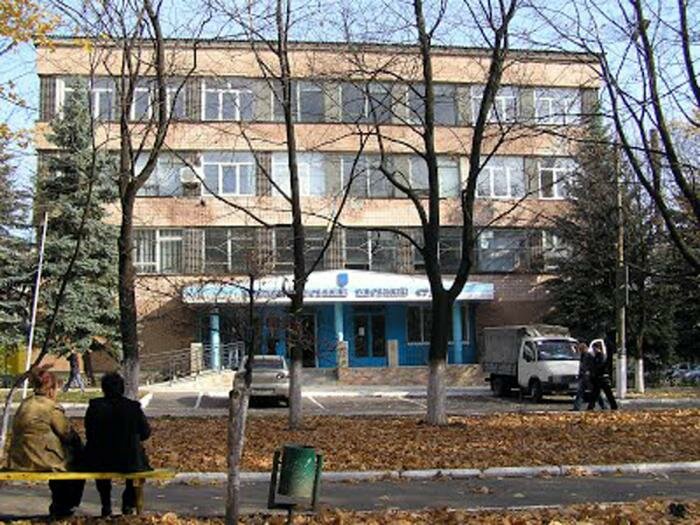 Adliyeler Ровеньковский суд, Rovenki, foto