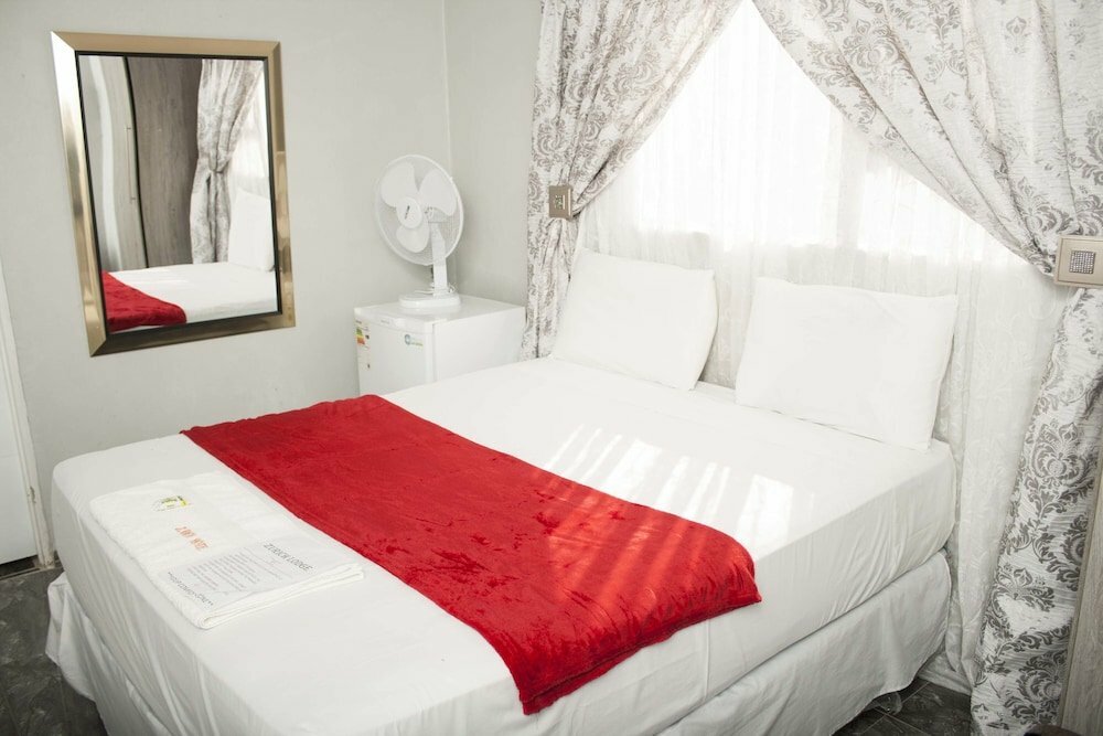 Otel Zurich Garden Lodge, Benoni, foto