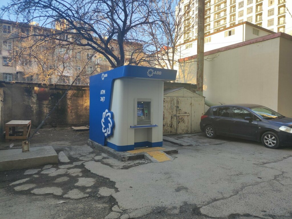 ATM'ler International Bank, Bakü, foto