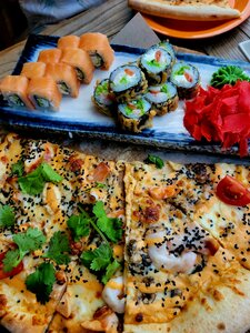 Neapolitano (Kalinina Avenue No:2А/1), restoran  Pyatigorsk'tan