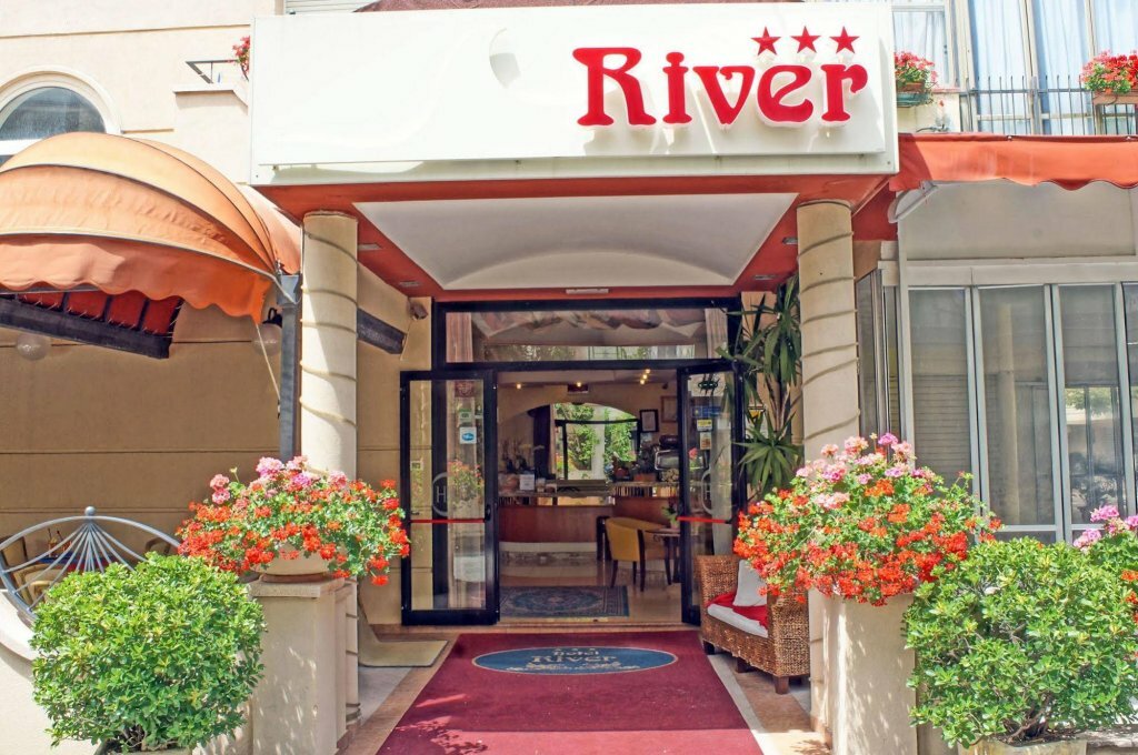 Otel Hotel River, Rimini, foto