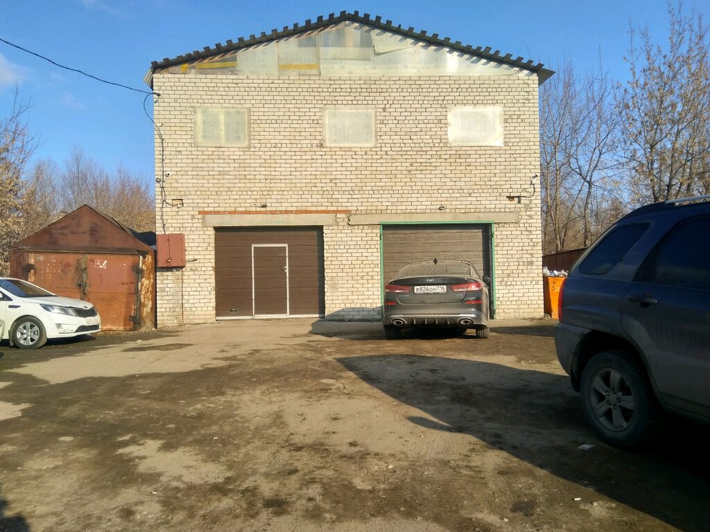 Otomobil camları Cosmos Hotel, Kazan, foto