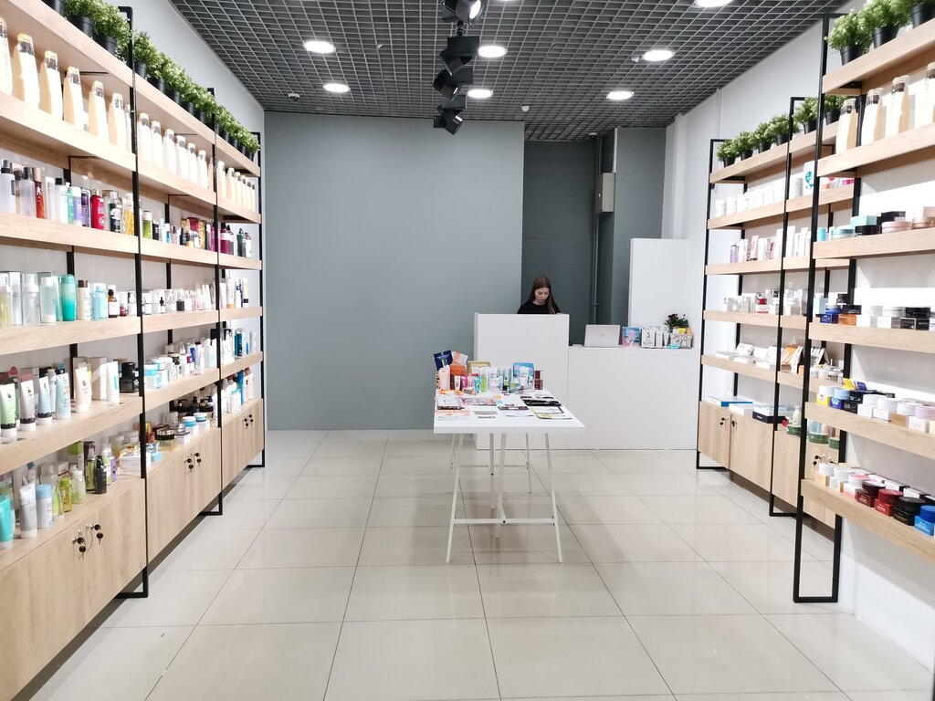 Kozmetik ve parfümeri mağazaları NK Store, Saint‑Petersburg, foto