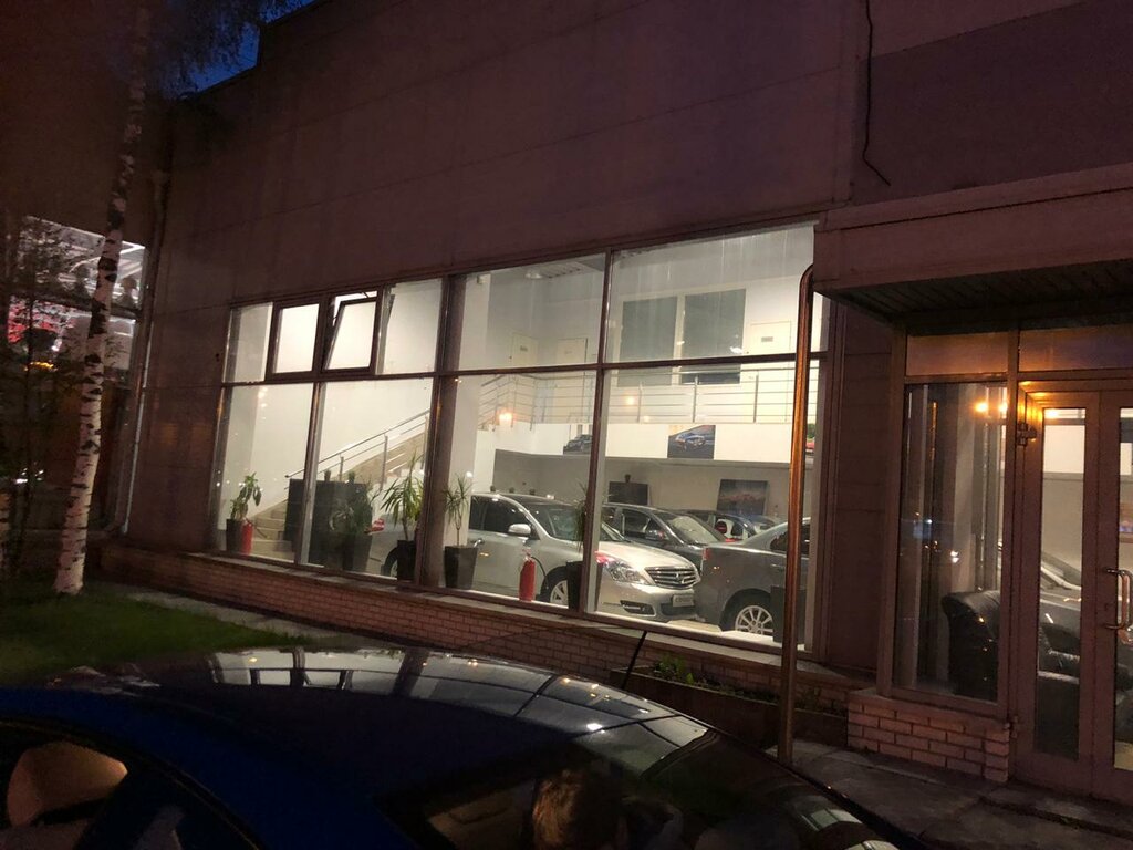 Otomobil satış galerileri Autosalon Autocity, Saint‑Petersburg, foto