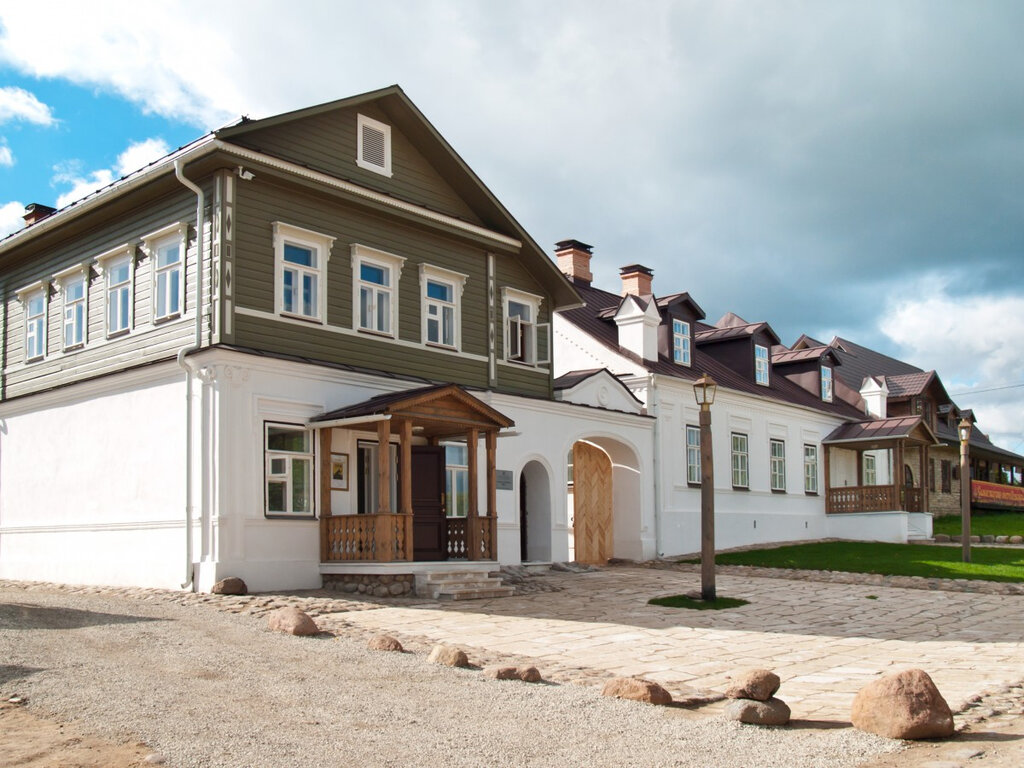 Müzeler ve sanat galerileri State Historical-Architectural and Natural Museum-Reserve Izborsk, Pskovskaya oblastı, foto