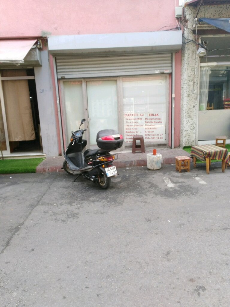 Emlak ofisi Aydoğan Emlak Elektrik Su, İstanbul, foto