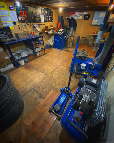 Otomobil yedek parçaları Autodetal, Belozersk, foto