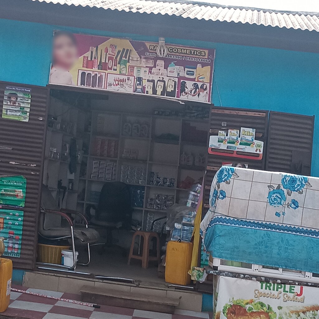 Kozmetik ve parfümeri mağazaları Rash, Dünya, foto