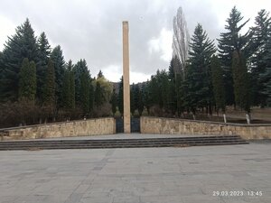 Monument of Victory May 9 and in Shushi (Lori Region, Vanadzor), anıt, heykel  Vanadzor'dan