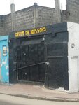 Dépôt De Boissons (Brazzaville, Commune de Ouenzé, Rue Mboko), alkollü içecekler  Brazzaville'den
