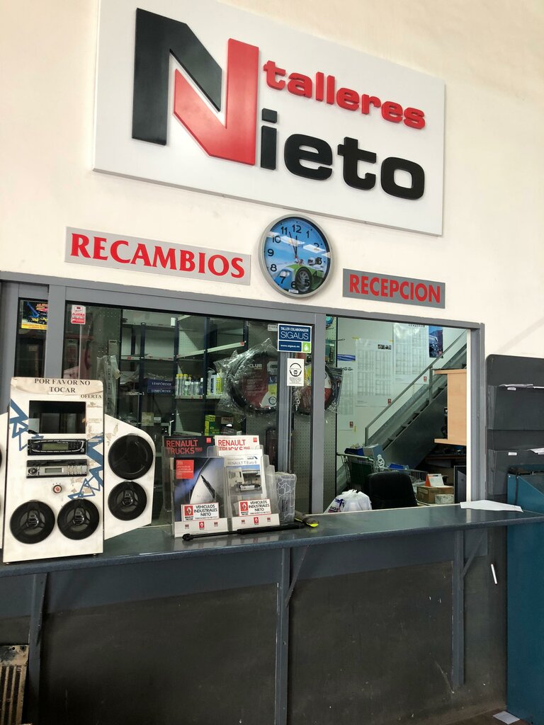 Kamyon ve ağır vasıta satış ve servis firmaları Talleres Nieto, Murcia, foto