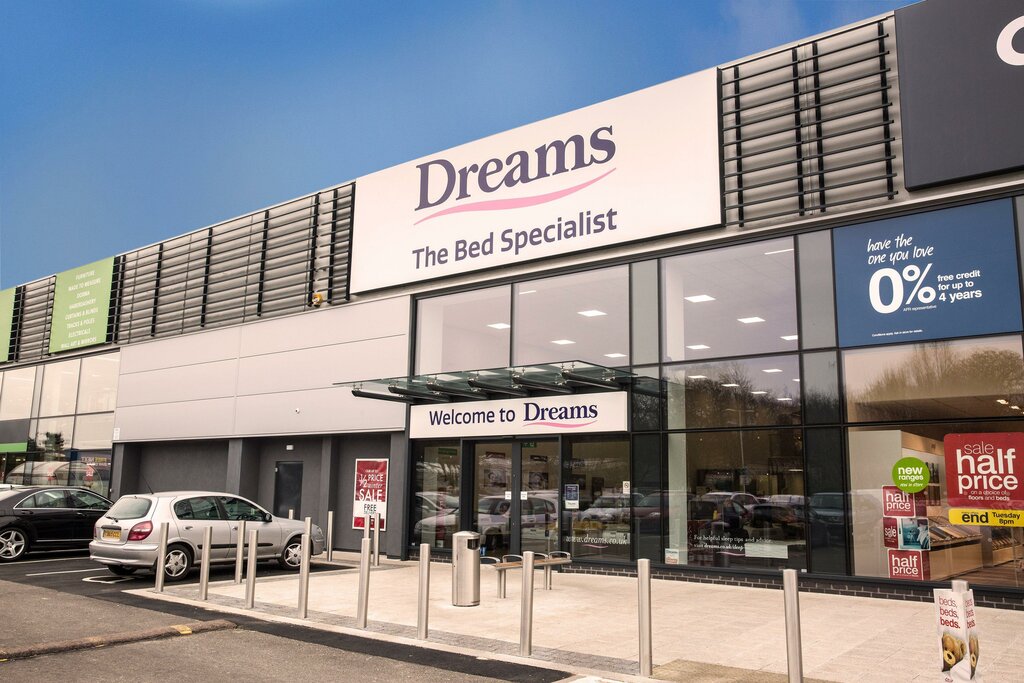 Mobilya mağazaları Dreams Norwich, İngiltere, foto
