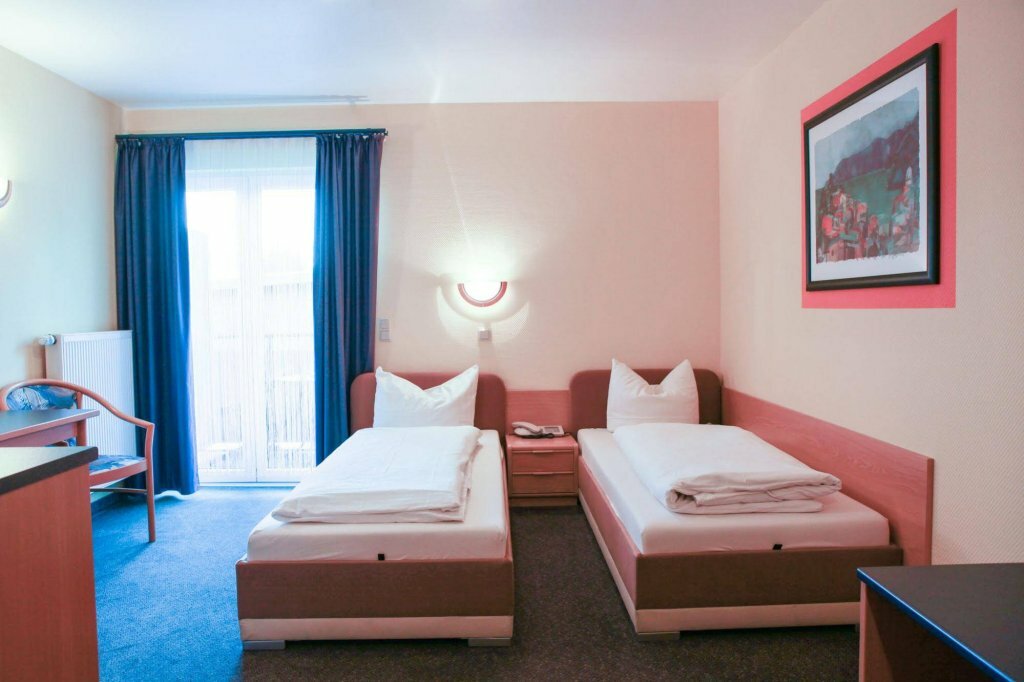 Otel Hotel Aggertal, Kuzey Ren‑Vestfalya, foto