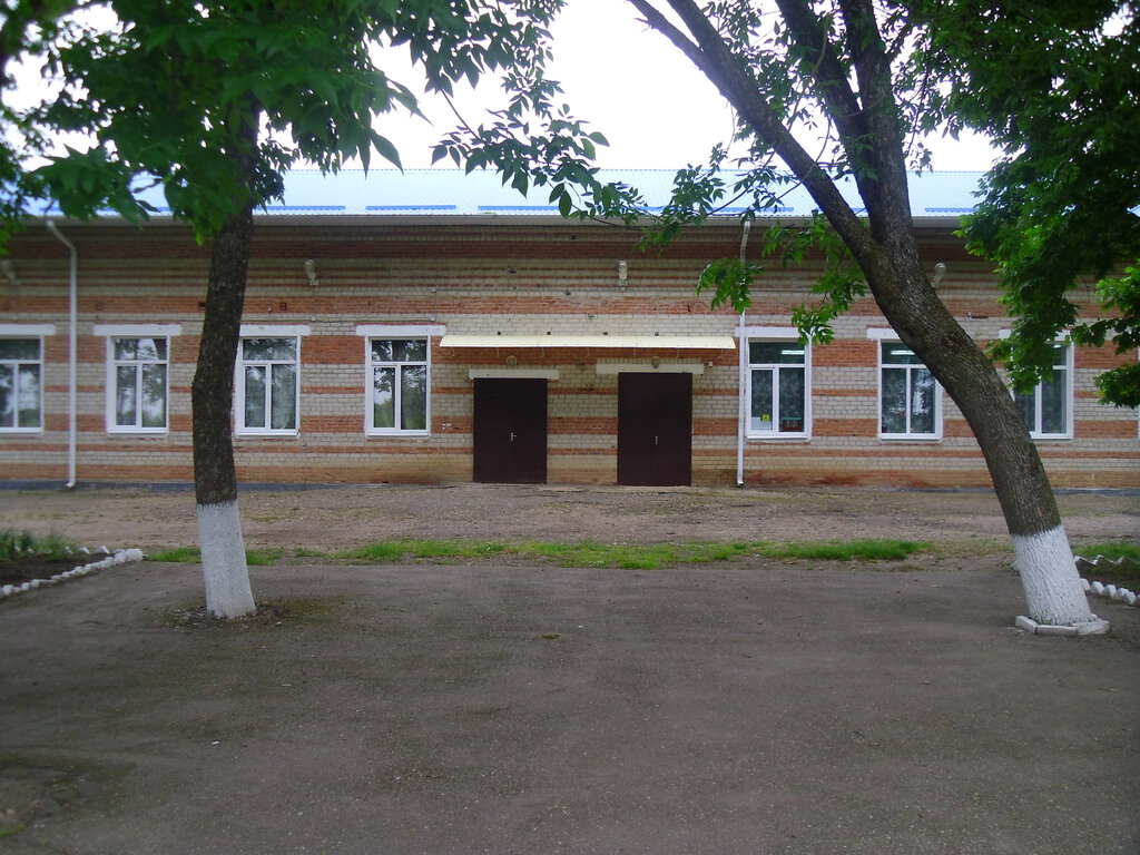 Kültür ocakları Штурбинский сельский дом культуры, Adıge Cumhuriyeti, foto