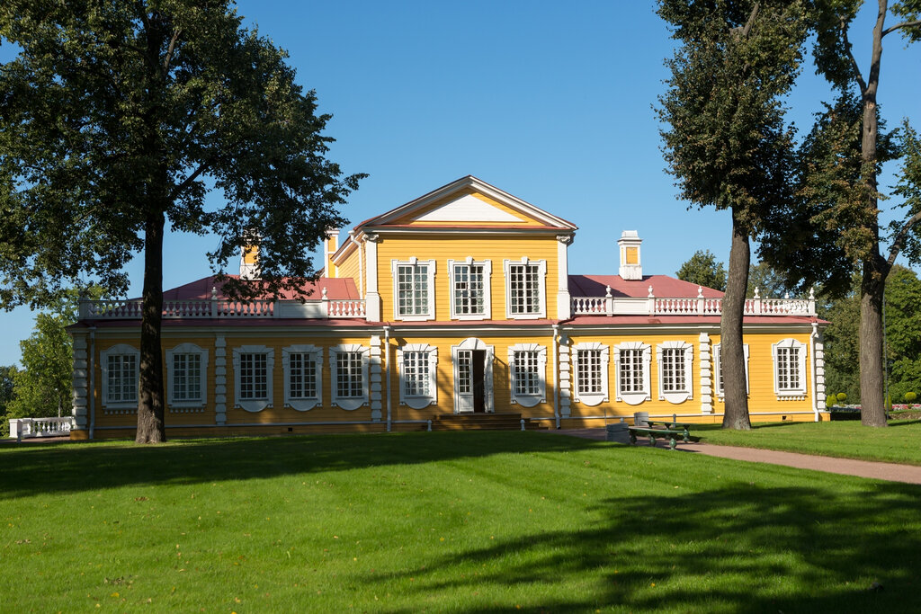 Müzeler ve sanat galerileri Peter I's Palace in Strelna, Saint‑Petersburg, foto