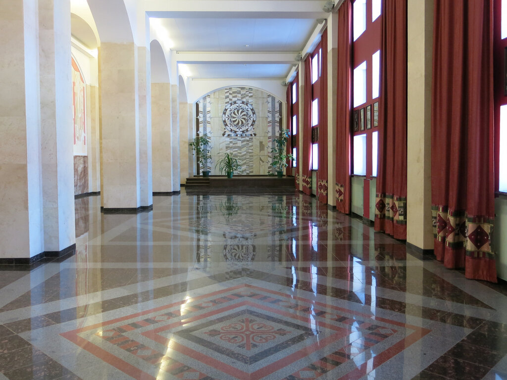 Tiyatrolar Мирнинский театр, Mirny, foto