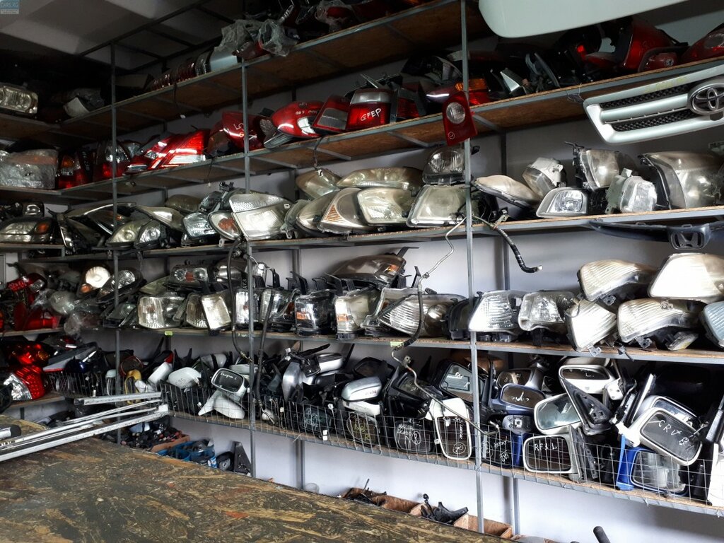 Çıkma yedek parça V-Razbor, Elektrougli, foto