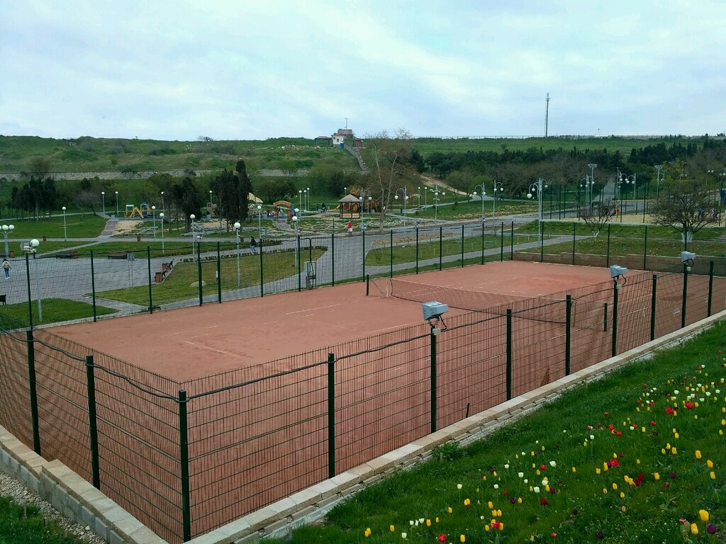Tenis kortu Теннисный корт, Sevastopol, foto