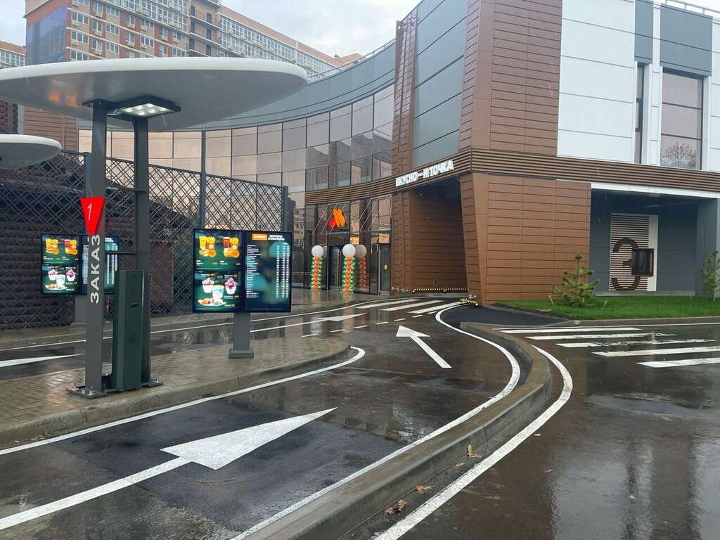 Fast food Vkusno — i tochka. Auto, Krasnodar, foto