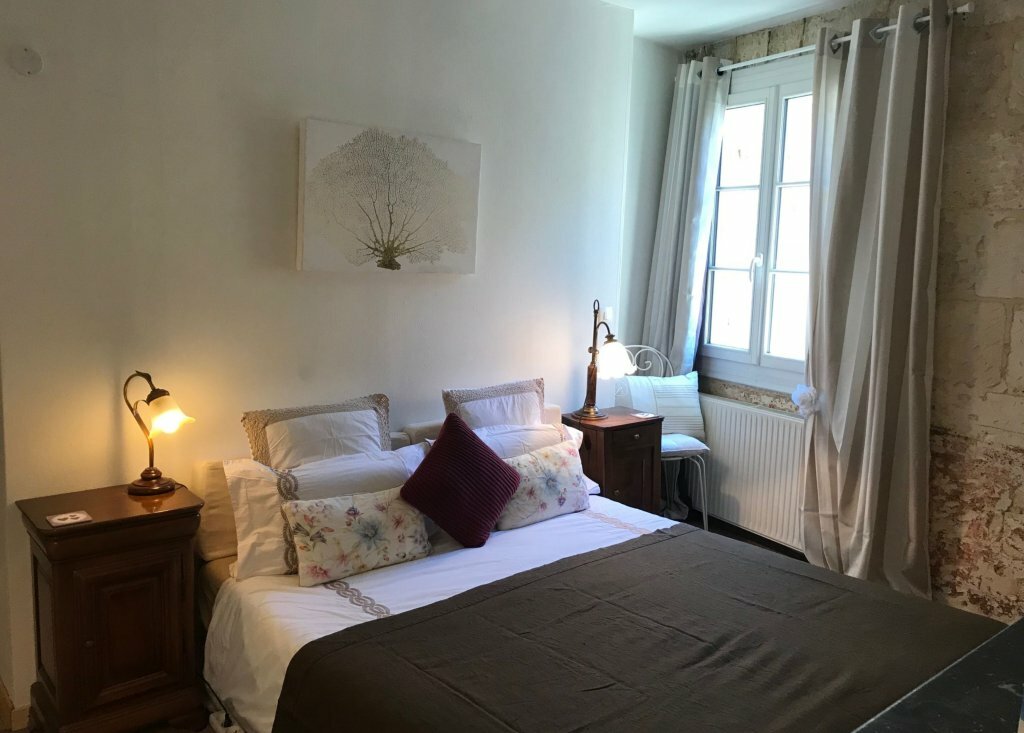 Otel Le Miroir Aux Fées, Bordeaux, foto