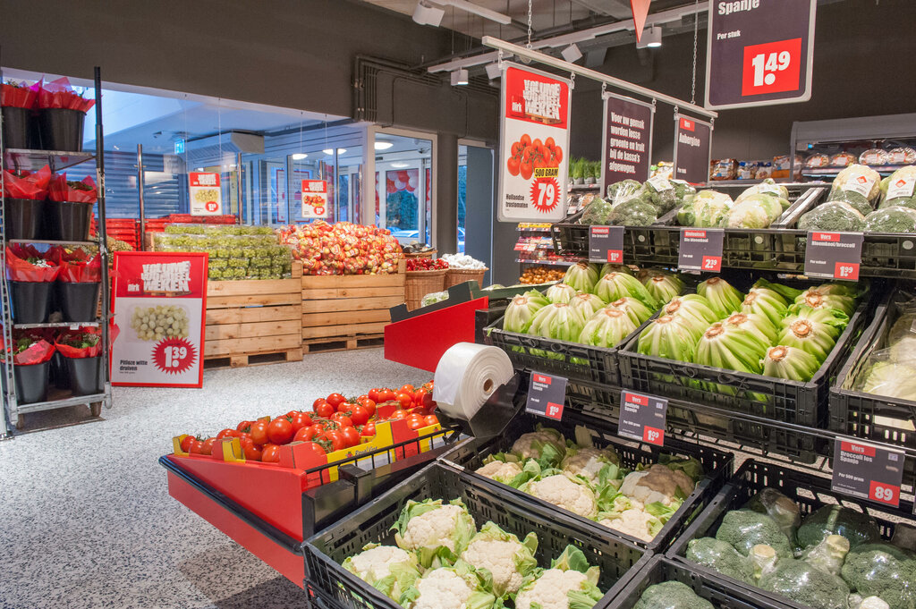Süpermarket Dirk van den Broek, Dünya, foto