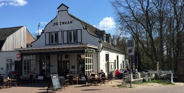 Bar Zwaan Tapperij De, Dünya, foto