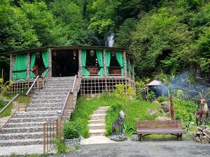 Кафе (Autonomous Republic of Abkhazia), kafe  Tquarchal Bölgesi'nden