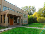 Biblioteka imeni A. V. Selivanova (Pionerskaya ulitsa No:3), kütüphaneler  Peresvet'ten