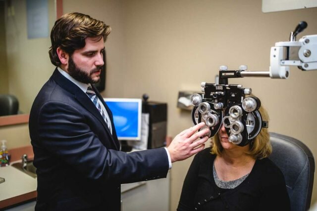 Optik Indian Mound Eye Clinic, Ohio Eyaleti, foto